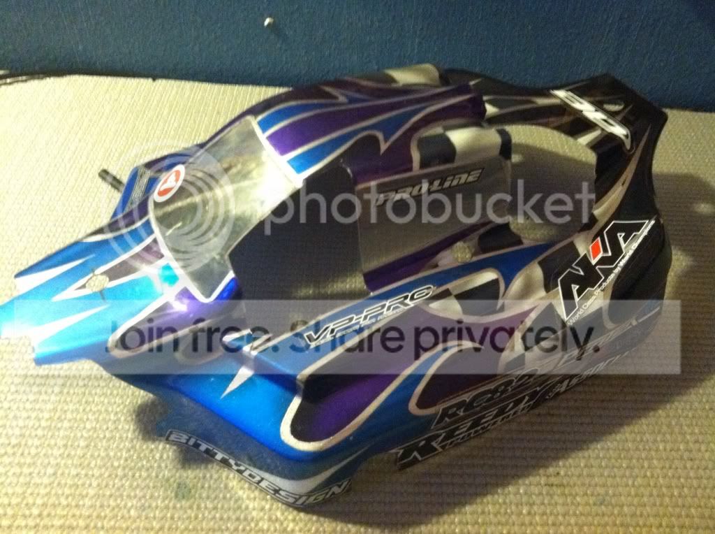 1/8 rc8.2 custom painted bodies, Jconcepts Wings - R/C Tech Forums